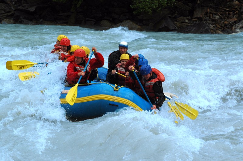 Extreme Whitewater Rafting - Urbasm