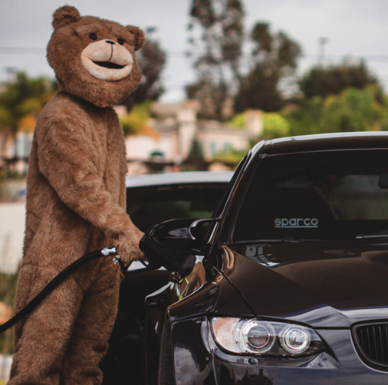 bear bmw odd - Urbasm
